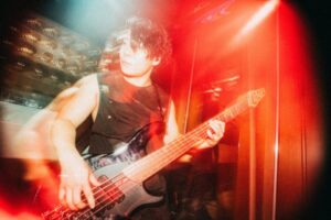 CVLTEのボーカルavielの読み方は？ハーフ？などプロフィールを紹介！